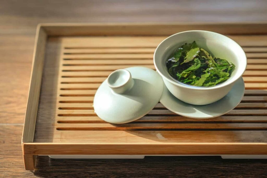 Can You Eat Tea Leaves? A Comprehensive Guide - Tea Loves